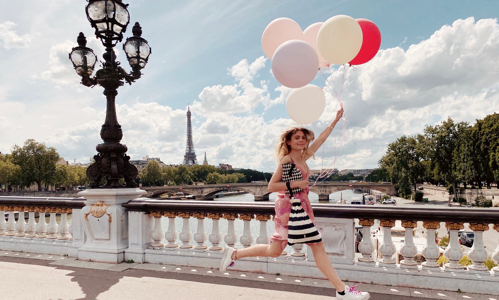 Explore Bag-all Stores and Offices in New York and Paris